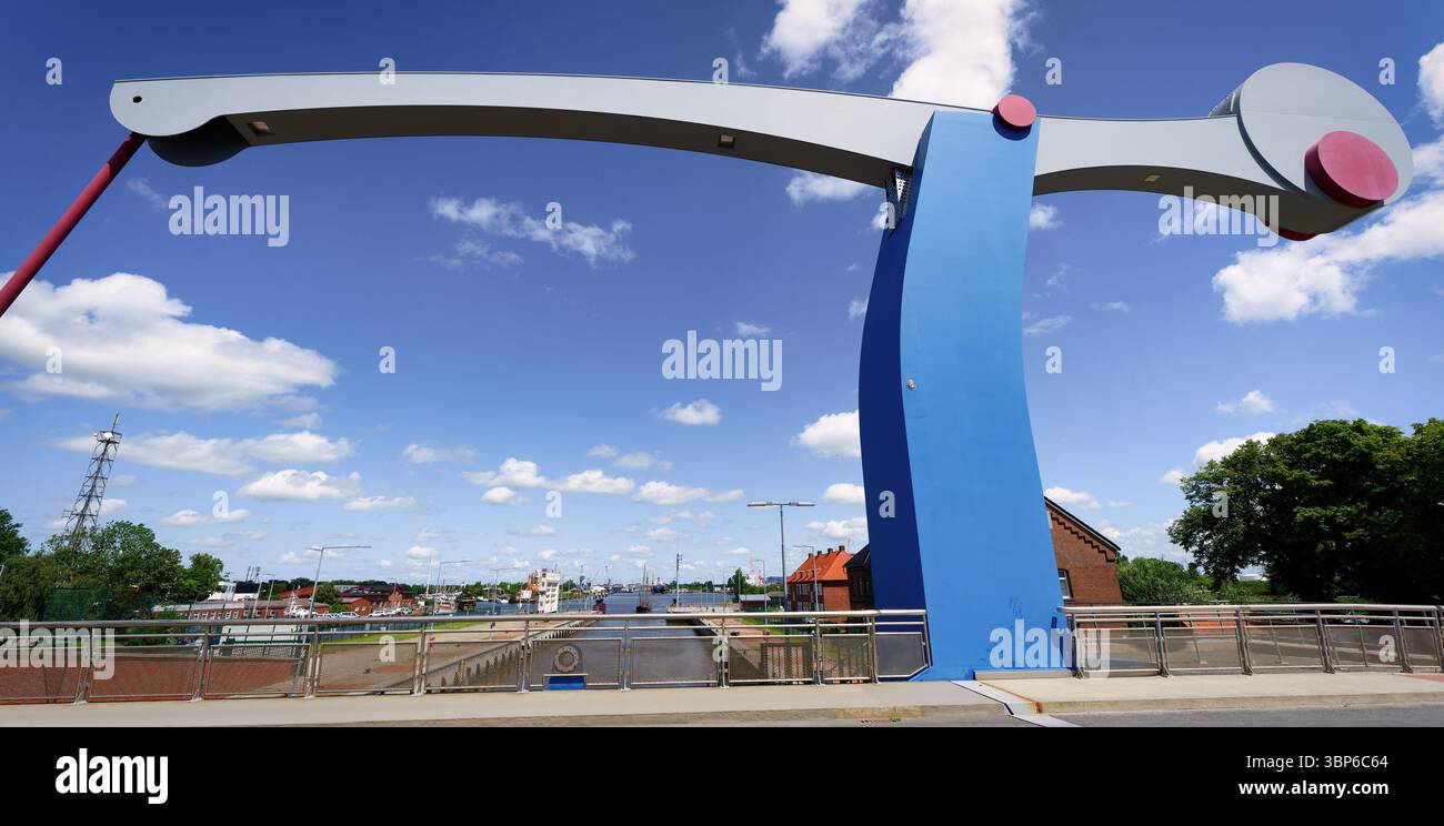 Nesserlander sluice in emden germany hi-res stock photography and ...