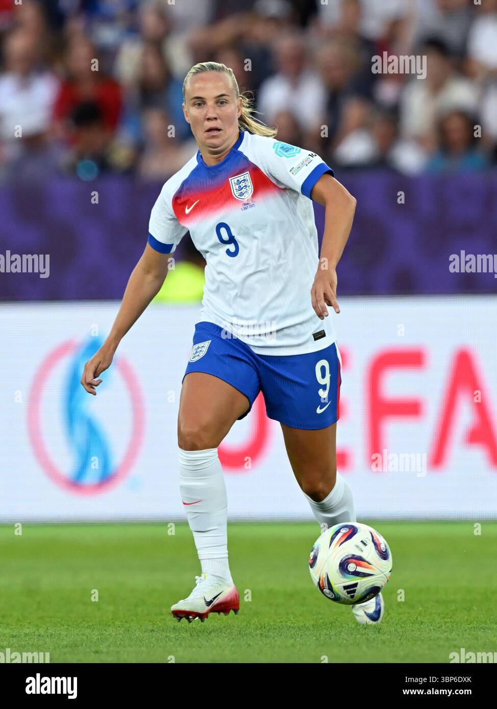 ZURICH - Beth Mead of England during the European Championship Group D ...