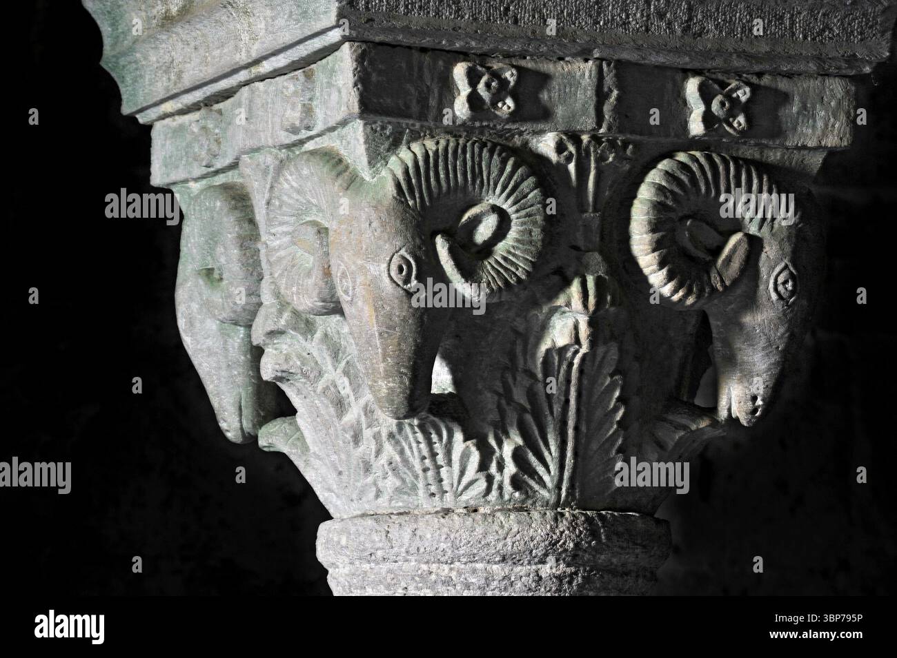 Stone interior old ram hi-res stock photography and images - Alamy