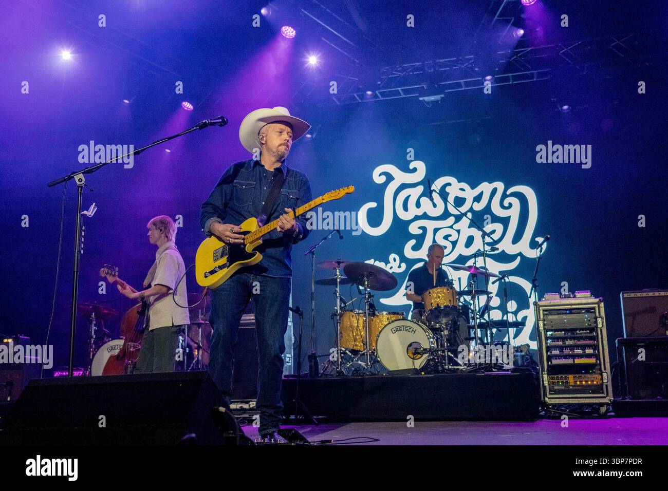Jason Isbell & the 400 Unit perform in concert during the Calgary ...