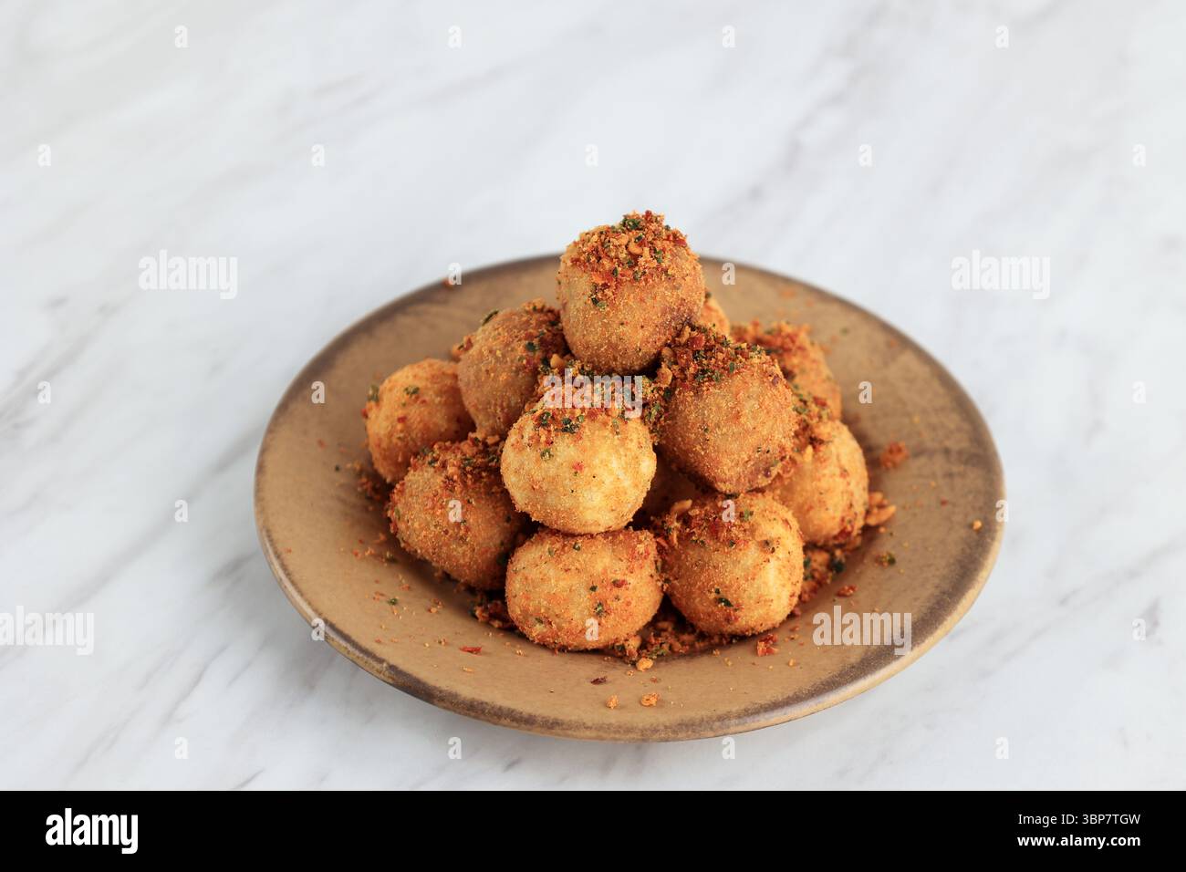 Cimol Bojot Aa, Viral Street Food from Bandung, West Java. Cimol is ...