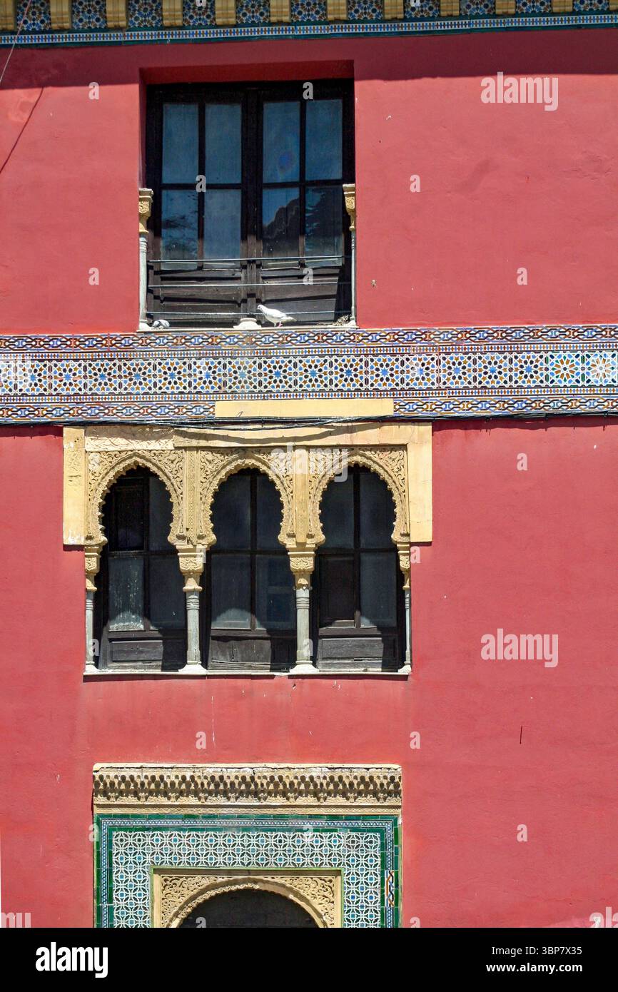 Picturesque spanish colonial house hi-res stock photography and images ...