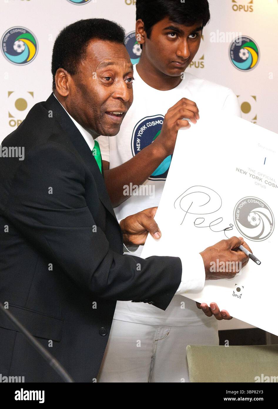 Pele at the announcement of the official New York Cosmos Opus at the ...