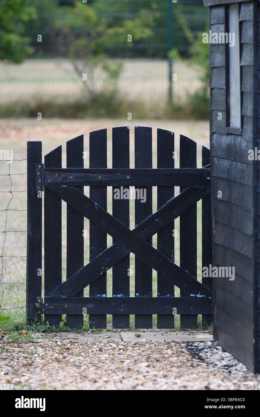 Rounded small gate hi-res stock photography and images - Alamy