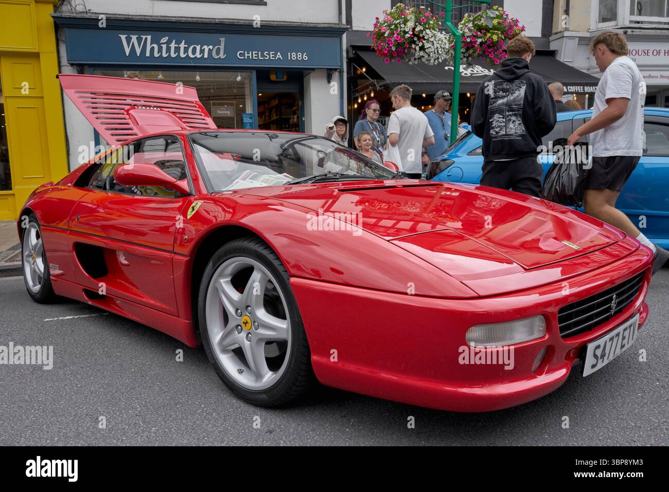Ferrari 355 berlinetta hi-res stock photography and images - Alamy