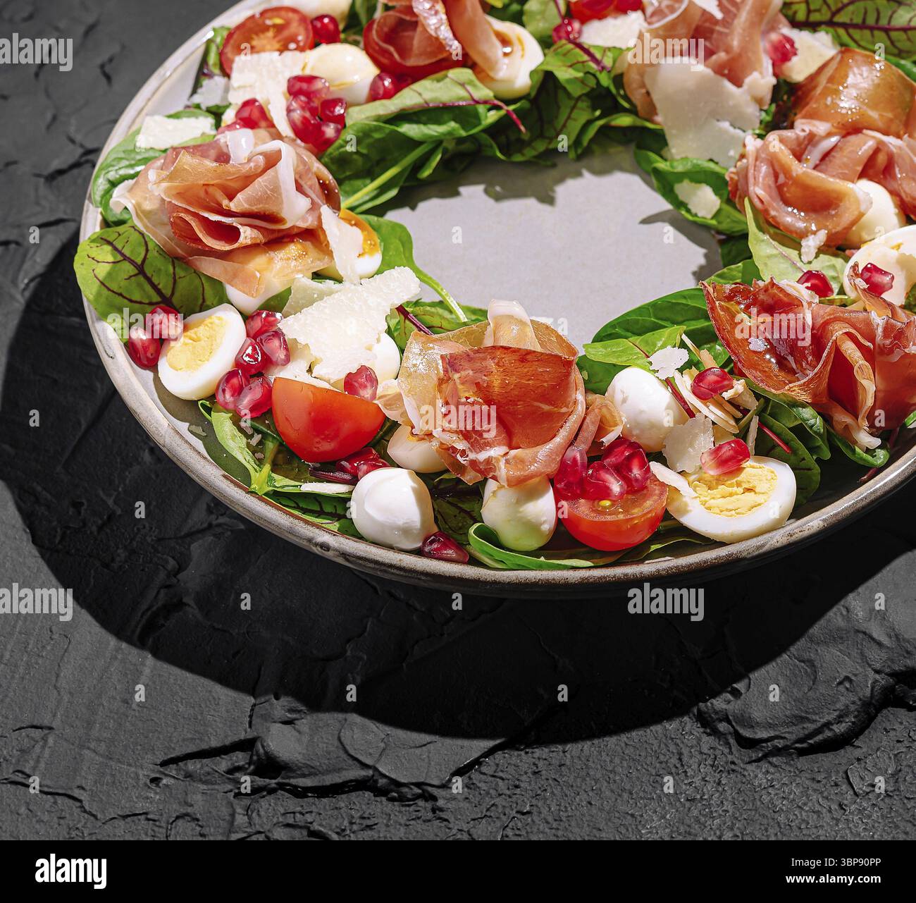 Food vibrant salad features hi-res stock photography and images - Alamy