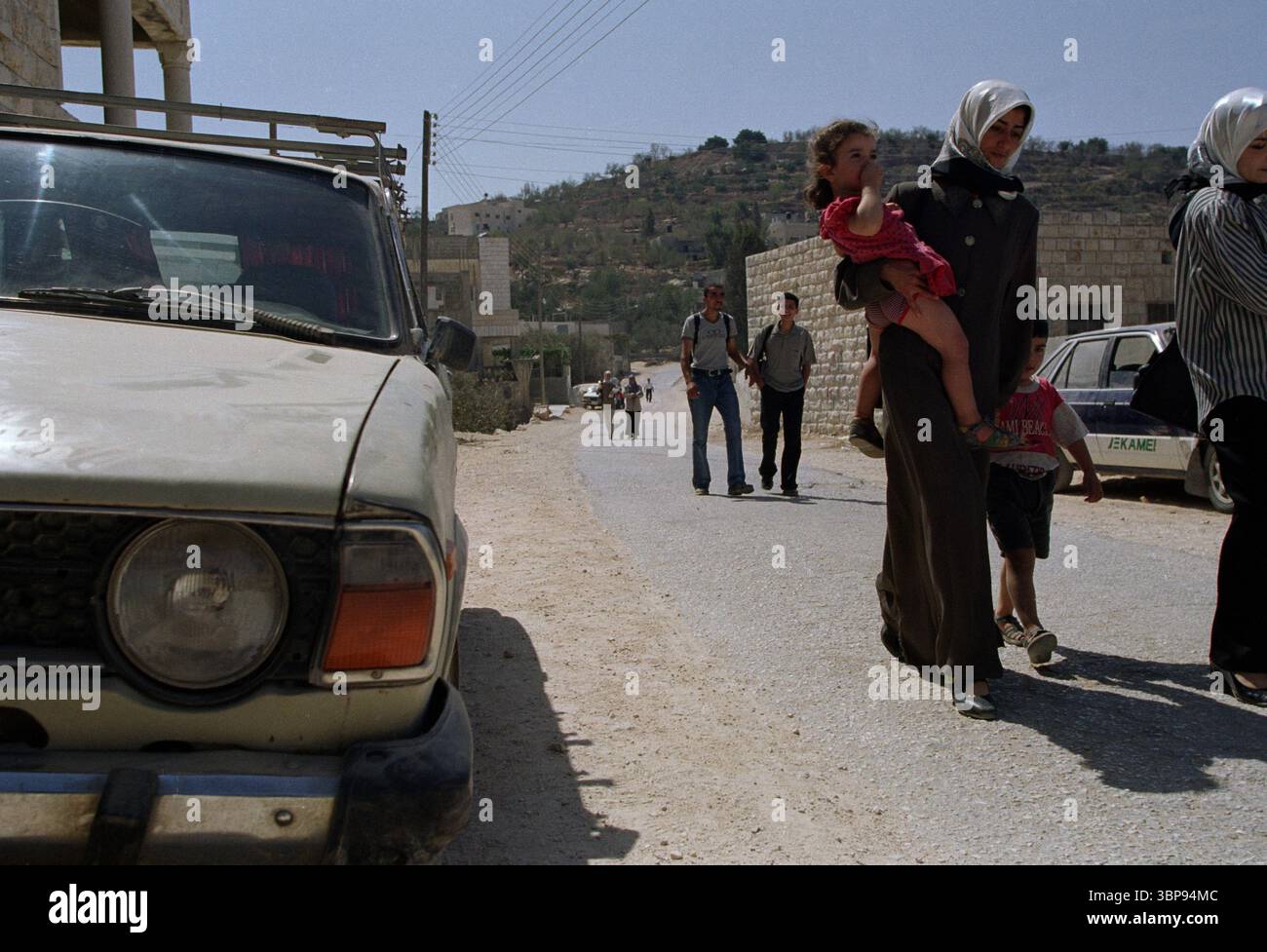 Pedestrians in Yasuf Stock Photo - Alamy