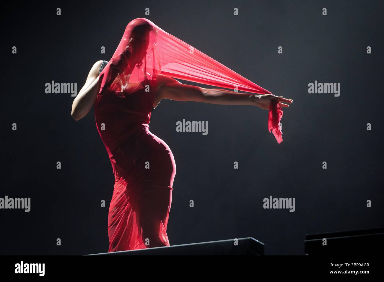 FKA Twigs performs live at Primavera Sound Barcelona 2025 Stock Photo ...