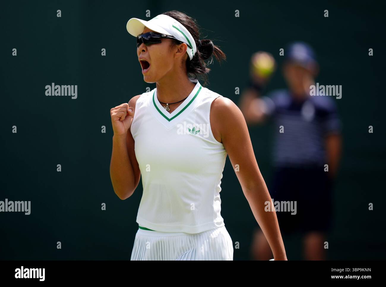 Ruien Zhang during her Girls' Singles match against Eugenia Zozaya ...