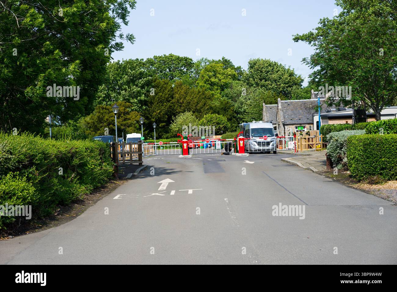 Caravan and Motorhome Club Campsite at Edinburgh,Scotland. now using ...