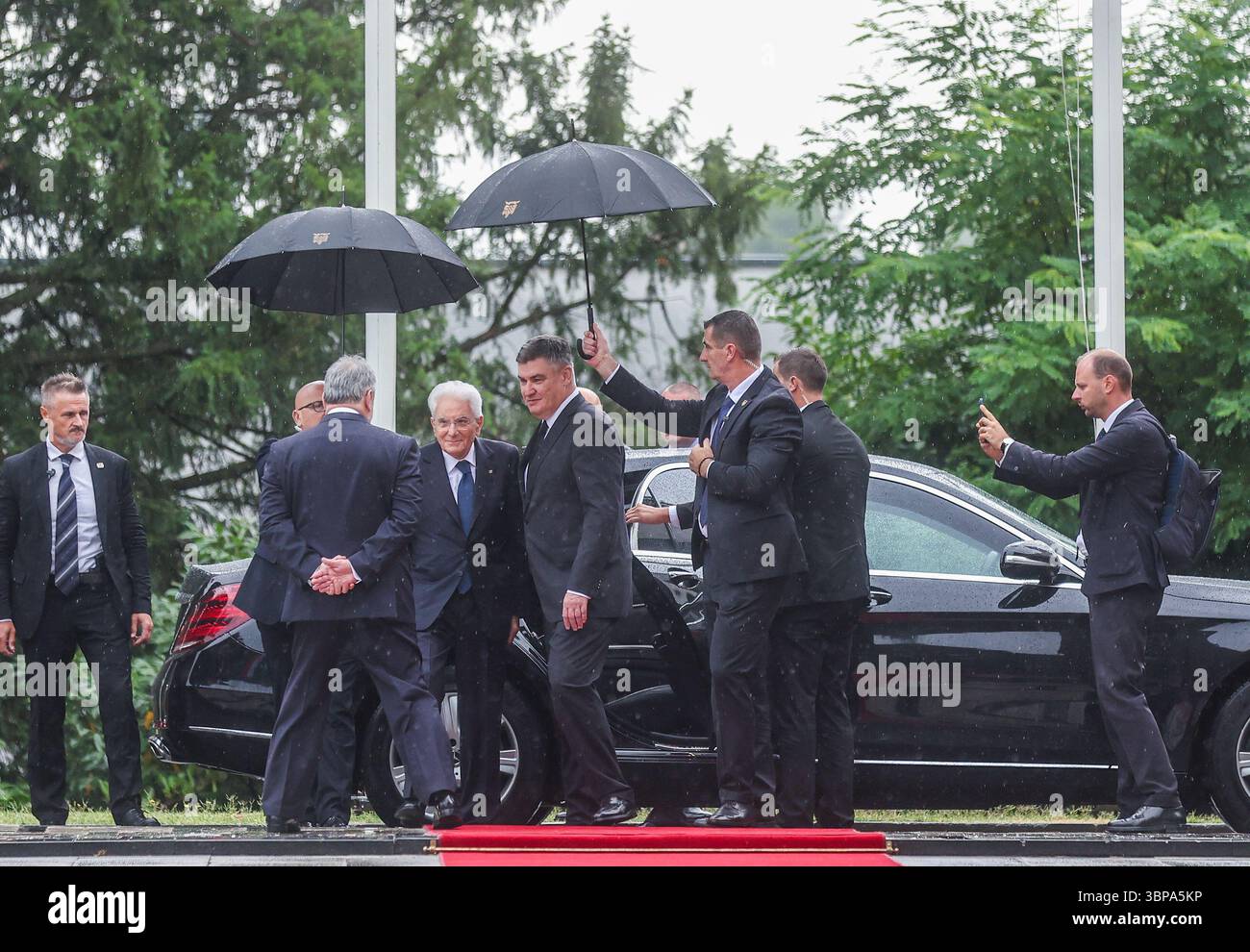President of Italy Sergio Mattarella and president of Croatia Zoran ...