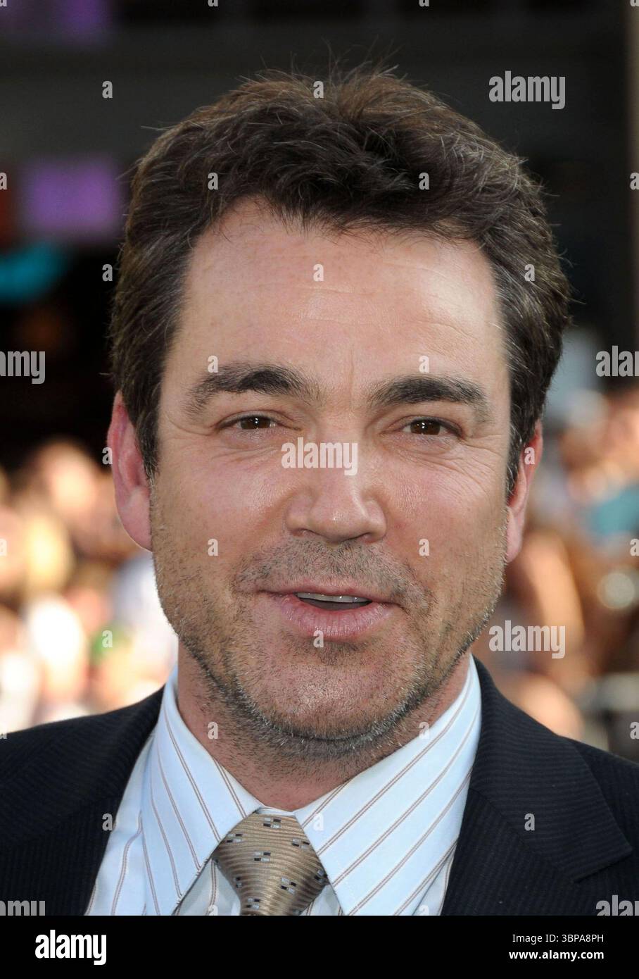 Jon Tenney at the premiere of 'Green Lantern' in Los Angeles - 15 June ...
