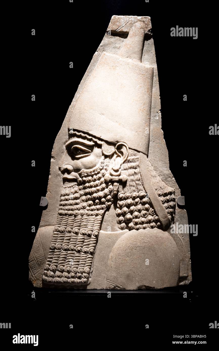 Ancient mesopotamia art hi-res stock photography and images - Alamy