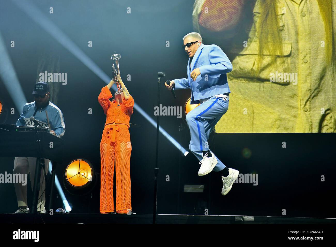 LONDON, ENGLAND - APRIL 12: Macklemore (Benjamin Haggerty) performing ...