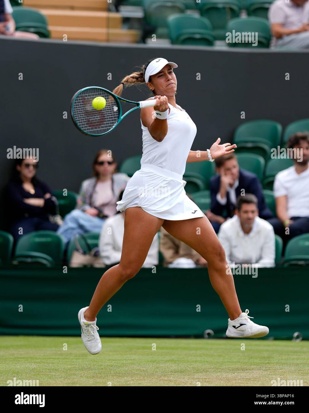 Jessica bouzas maneiro hi-res stock photography and images - Alamy