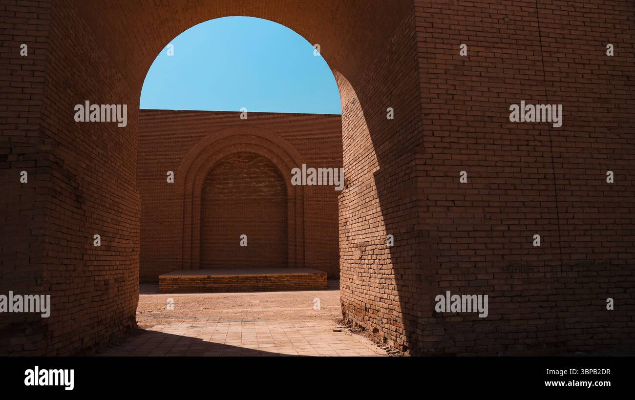 Exploring the ancient ruins of Babylon, Iraq reveals impressive brick ...