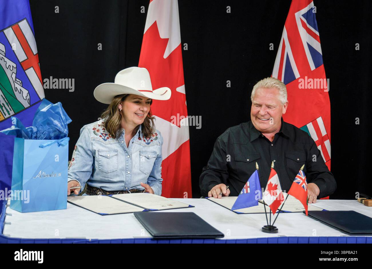 Ontario Premier Doug Ford, right, and Danielle Smith, Premier of ...