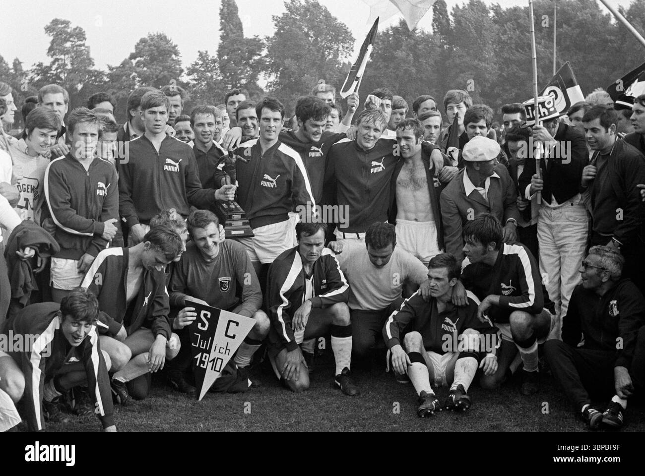 Stendel Black and White Stock Photos & Images - Alamy