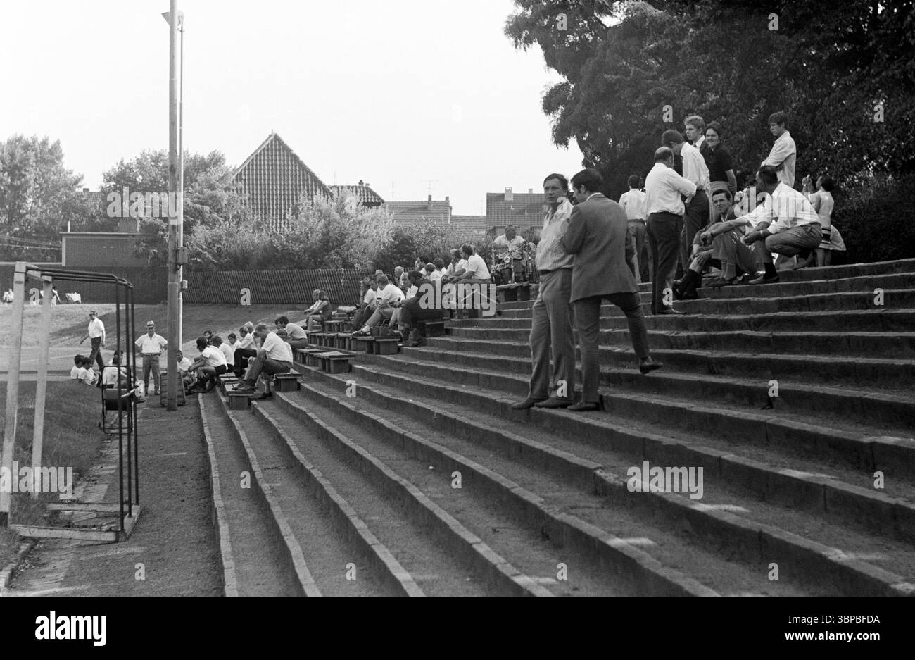 Amateur football fans Black and White Stock Photos & Images - Alamy