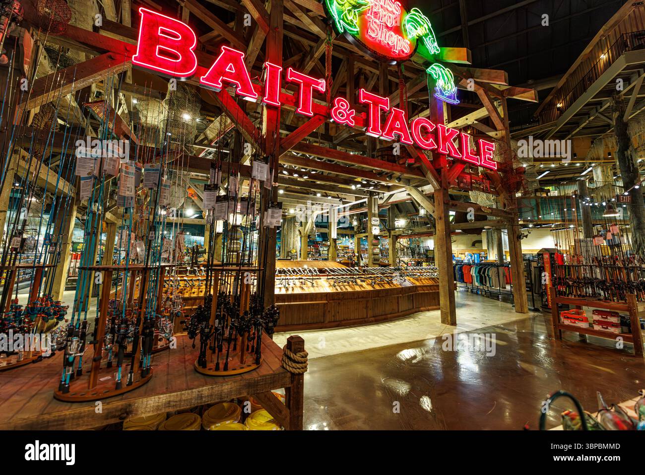 Bass pro shop pyramid hi-res stock photography and images - Alamy