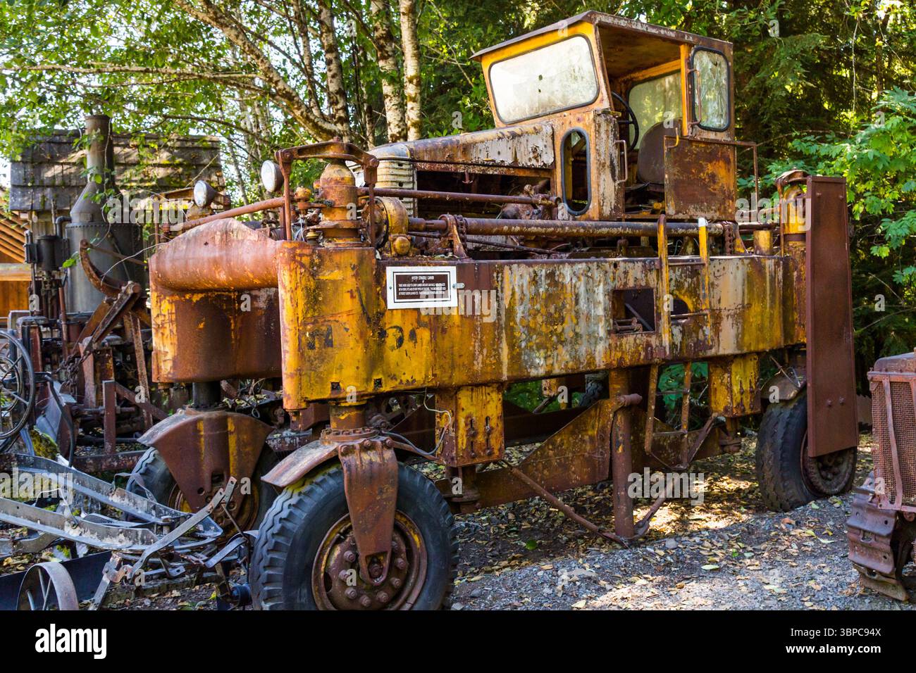 Camp 18, Seaside, Oregon, USA - September 2nd 2017: A rusty Hyster ...