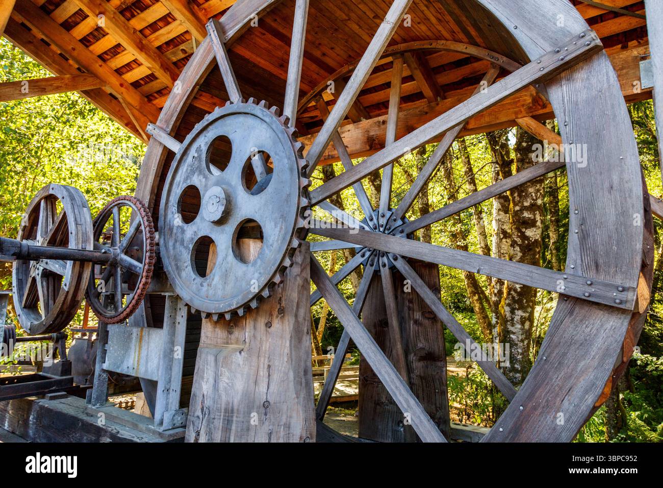 Camp 18, Seaside, Oregon, USA - September 2nd 2017: A large, non ...