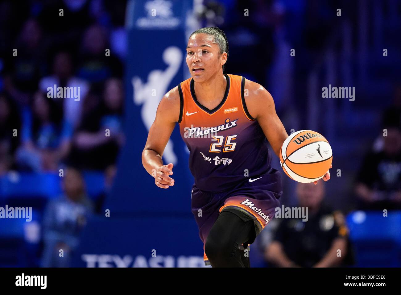 Phoenix Mercury's Alyssa Thomas advances the ball upcourt against the ...