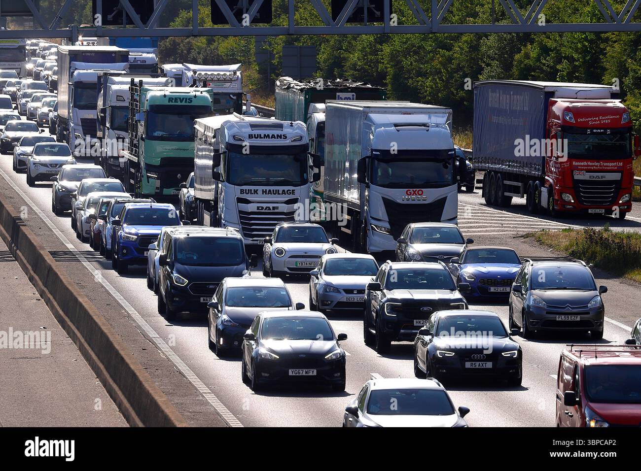 M62 junction 30 hi-res stock photography and images - Alamy