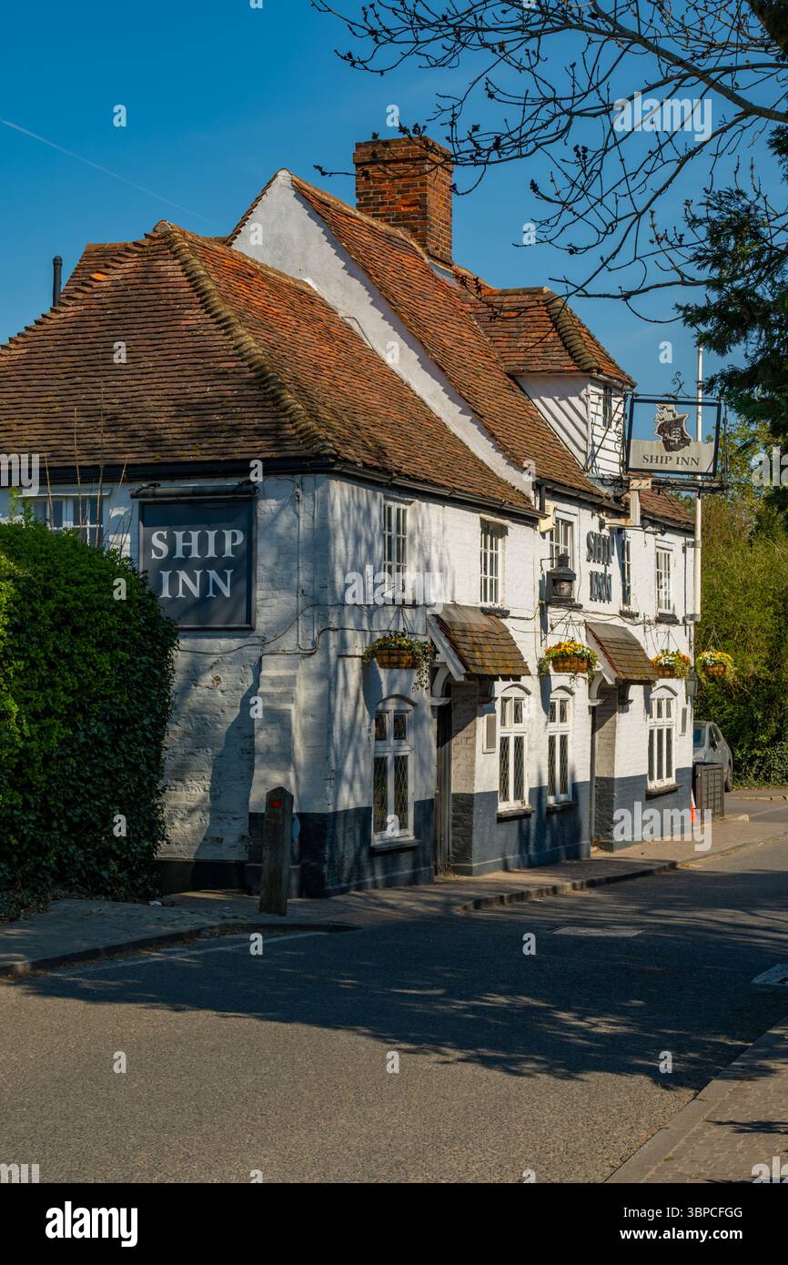 The Ship inn pub on The Street Cobham near Gravesend Kent Stock Photo ...