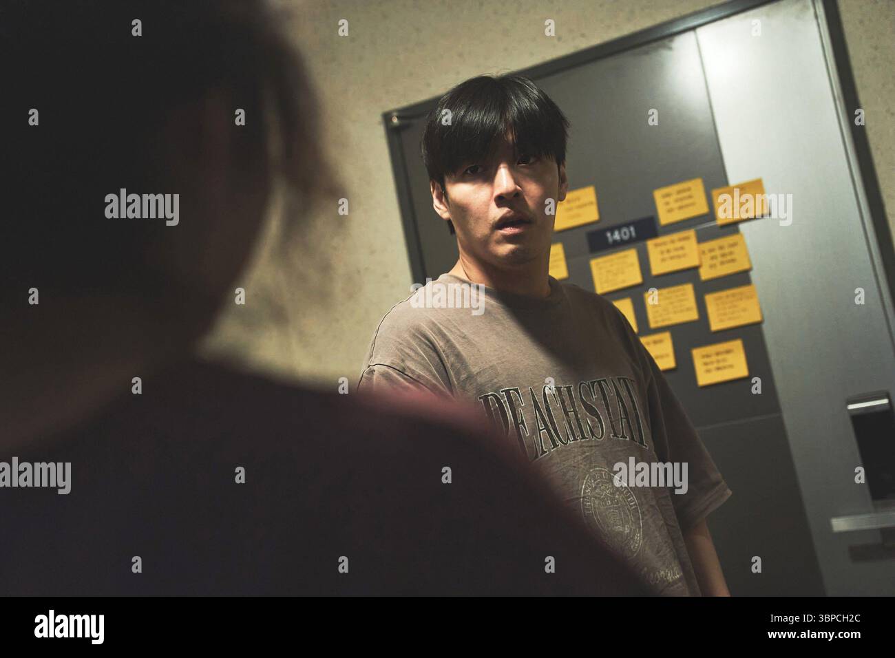 WALL TO WALL, KANG Ha-neul, 2025. ph: Young-Uk Jeon / © Netflix ...