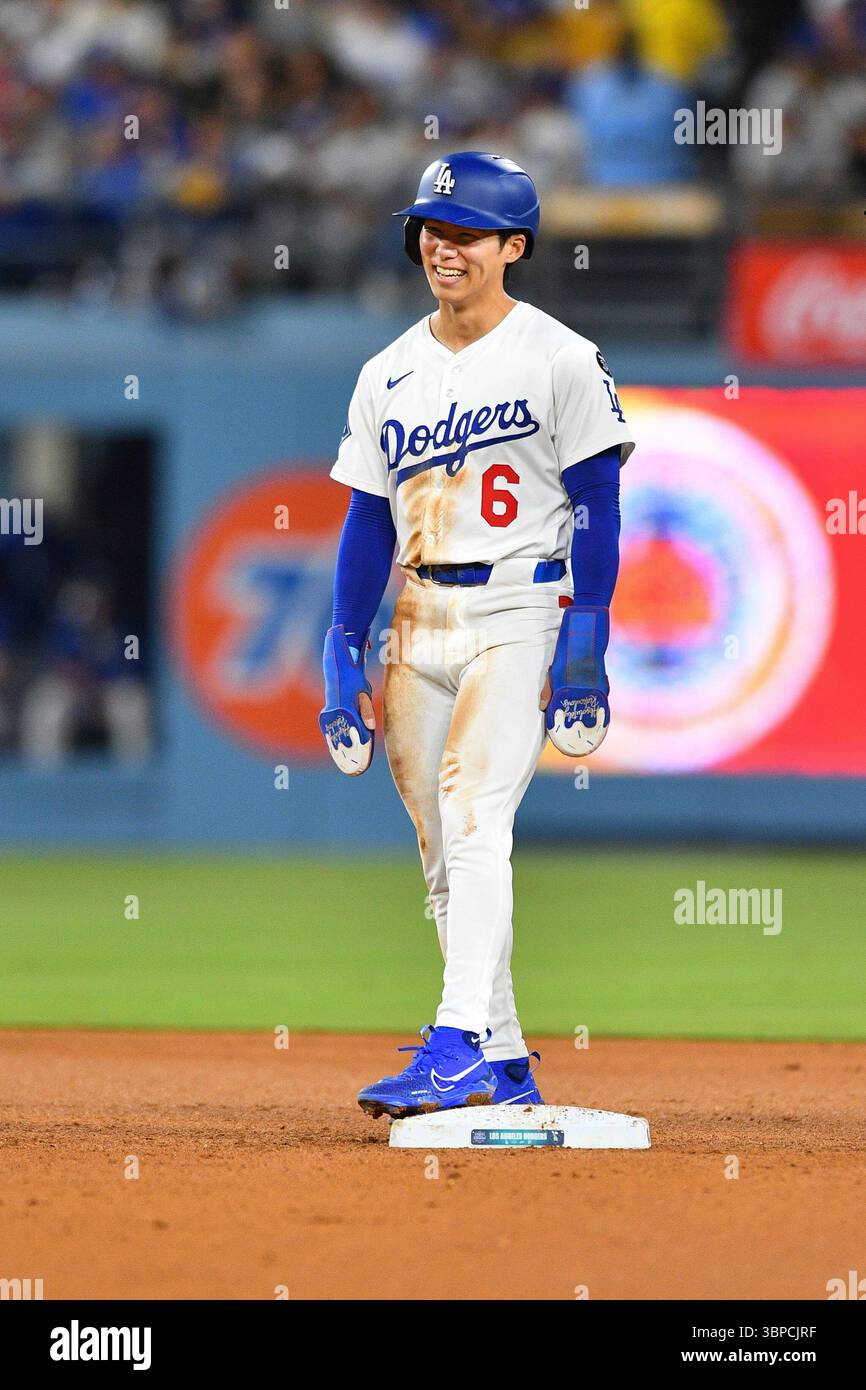 LOS ANGELES, CA - JULY 02: Los Angeles Dodgers second baseman Hyeseong ...