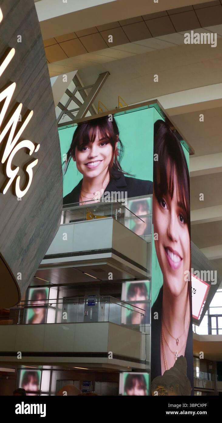 Los Angeles, California, USA 24th May 2025 Jenna Ortega Dior Billboard ...