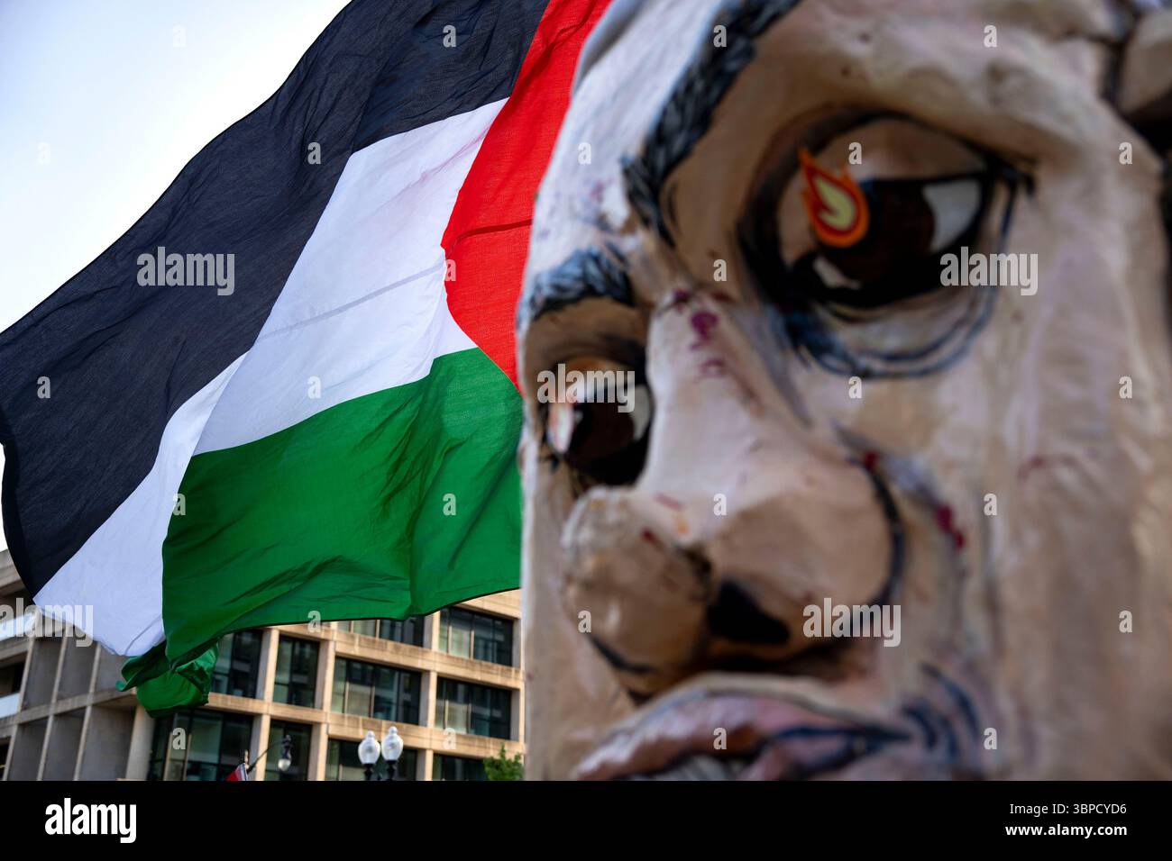 Donald trump paper mache hi-res stock photography and images - Alamy