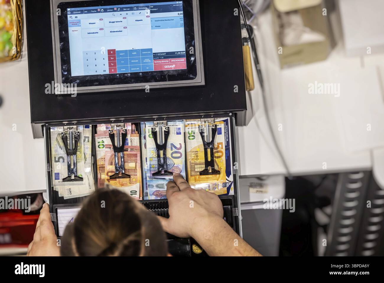 Cash register display hi-res stock photography and images - Alamy