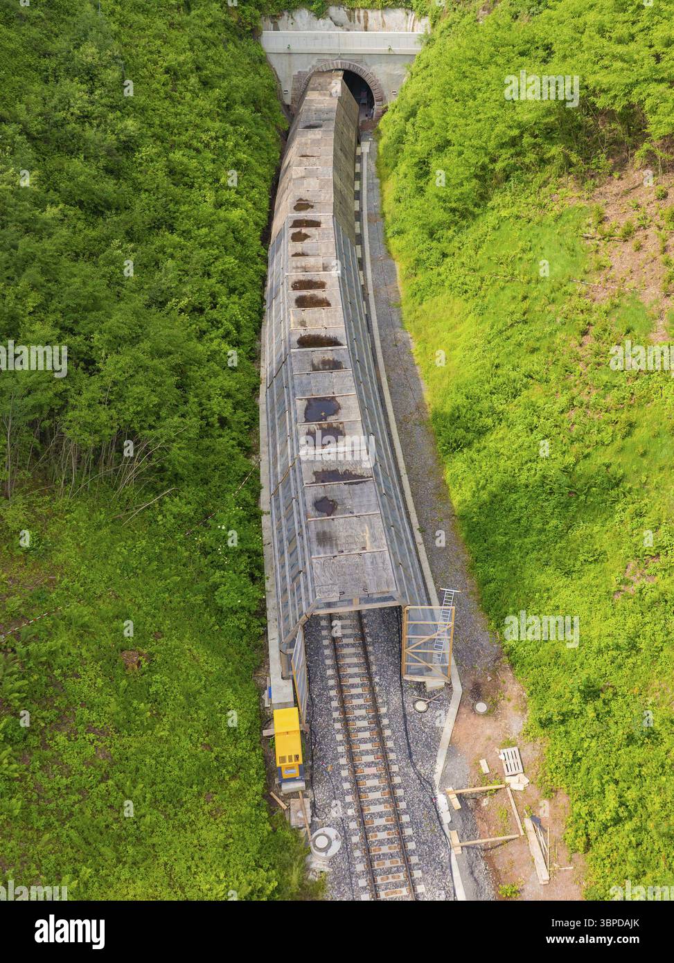 Aerial view green forest stretching hi-res stock photography and images ...