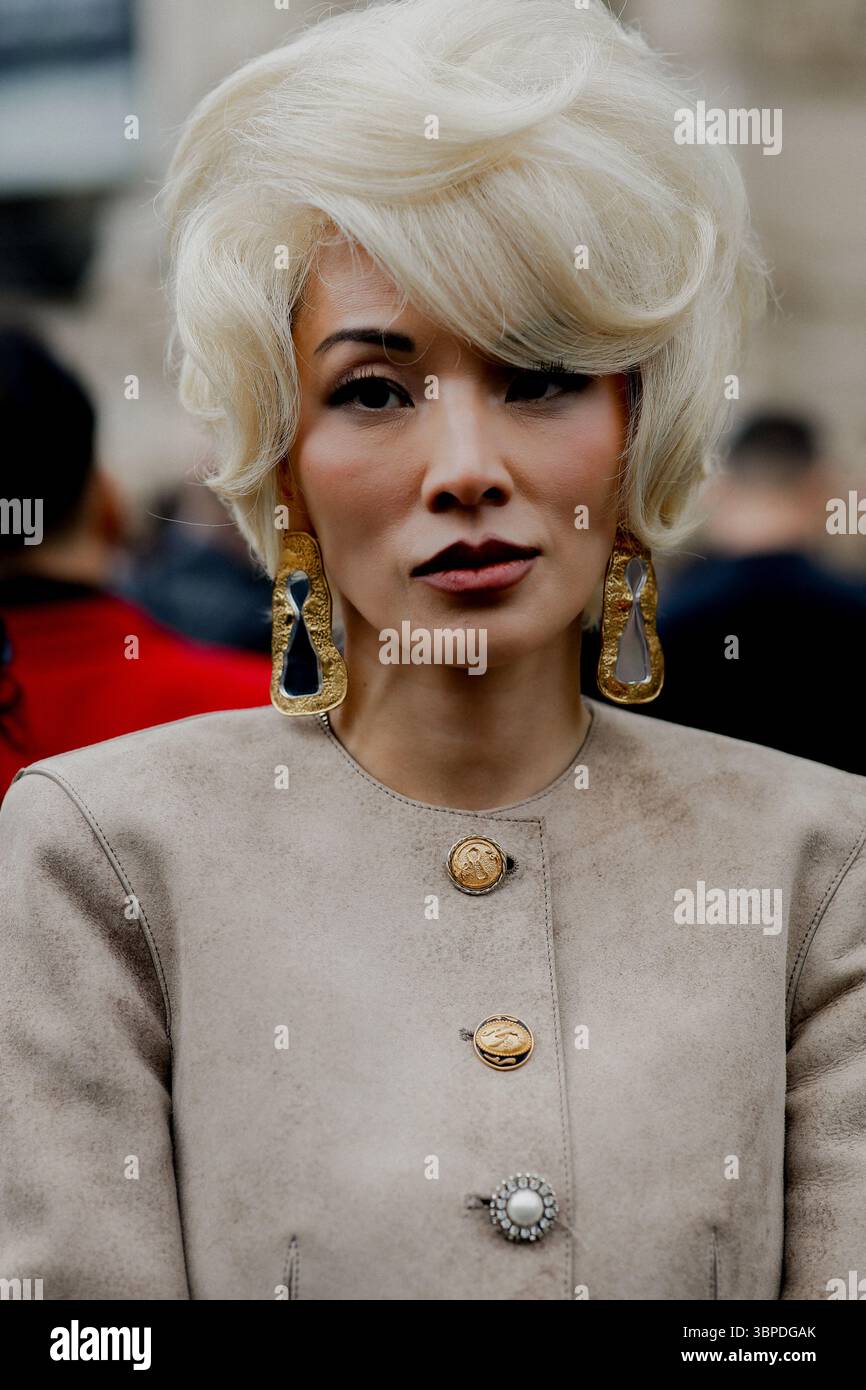 Street style, Tina Leung arriving at Schiaparelli Fall Winter 2025 ...