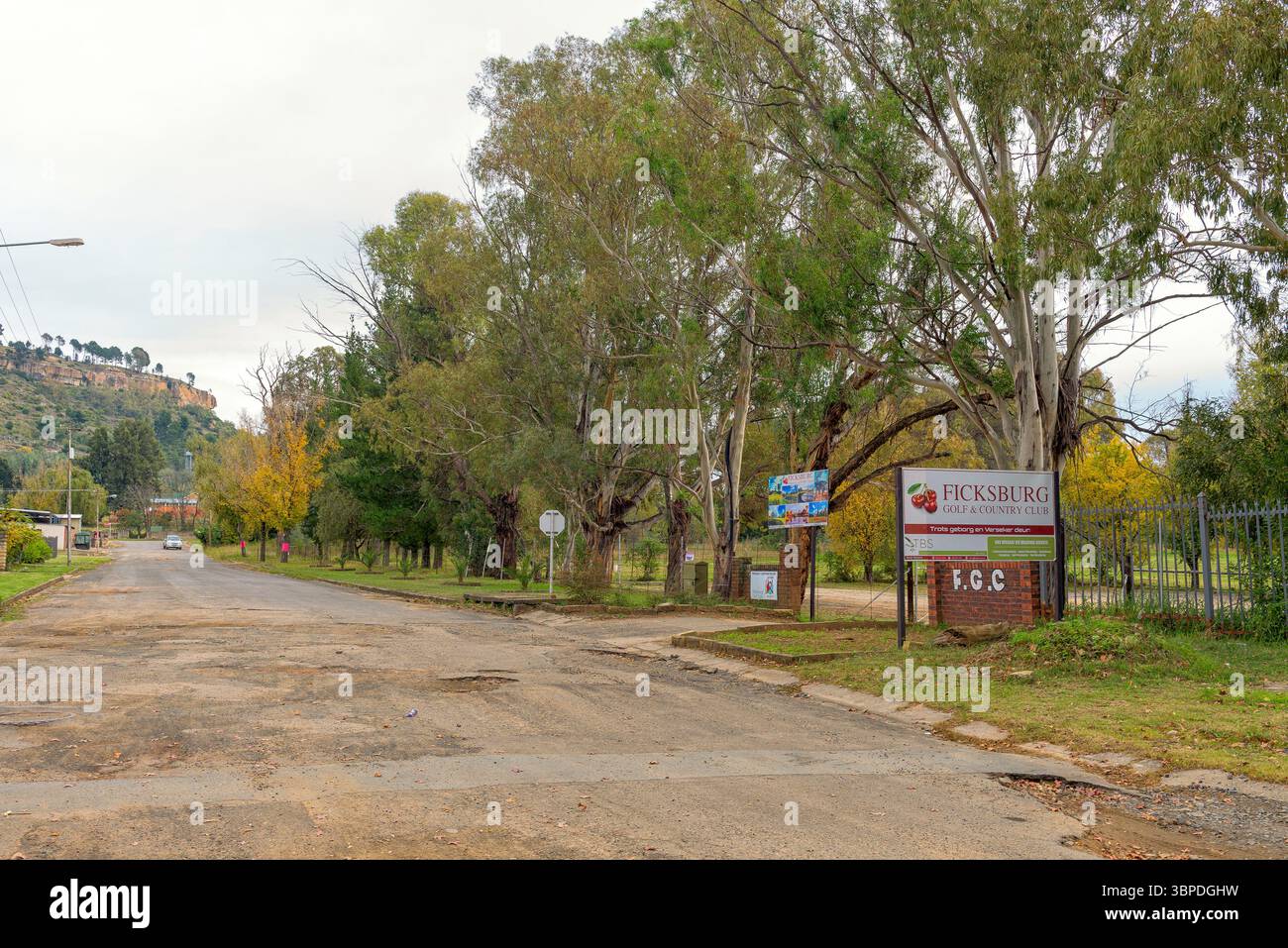 Ficksburg, South Africa - May 3, 2025: A street scene in Ficksburg. The ...