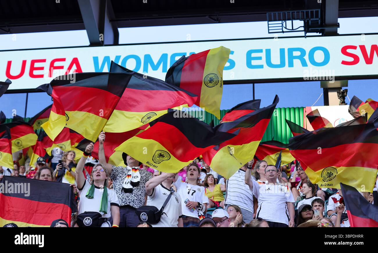 Poland euro 2025 hi-res stock photography and images - Alamy