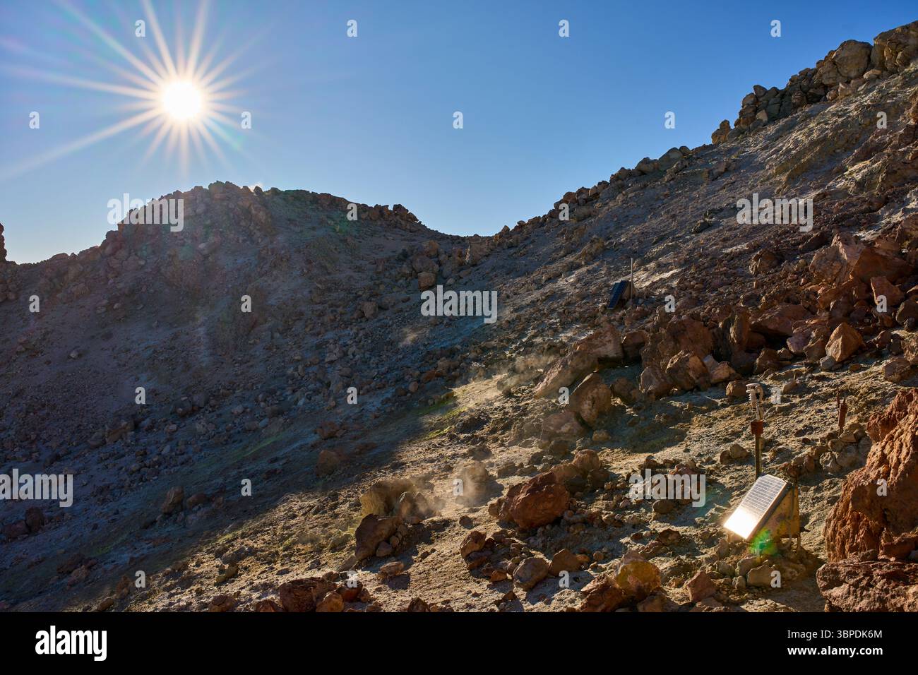 Steaming geothermal vents releasing gas inside the crater of Pico del ...