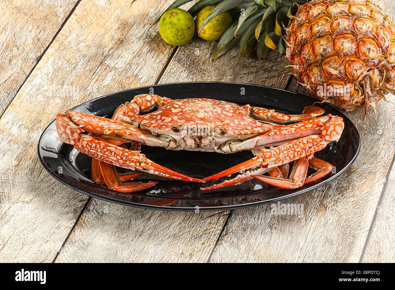 Seafood cuisine -delicous fresh steamed crabs Stock Photo - Alamy