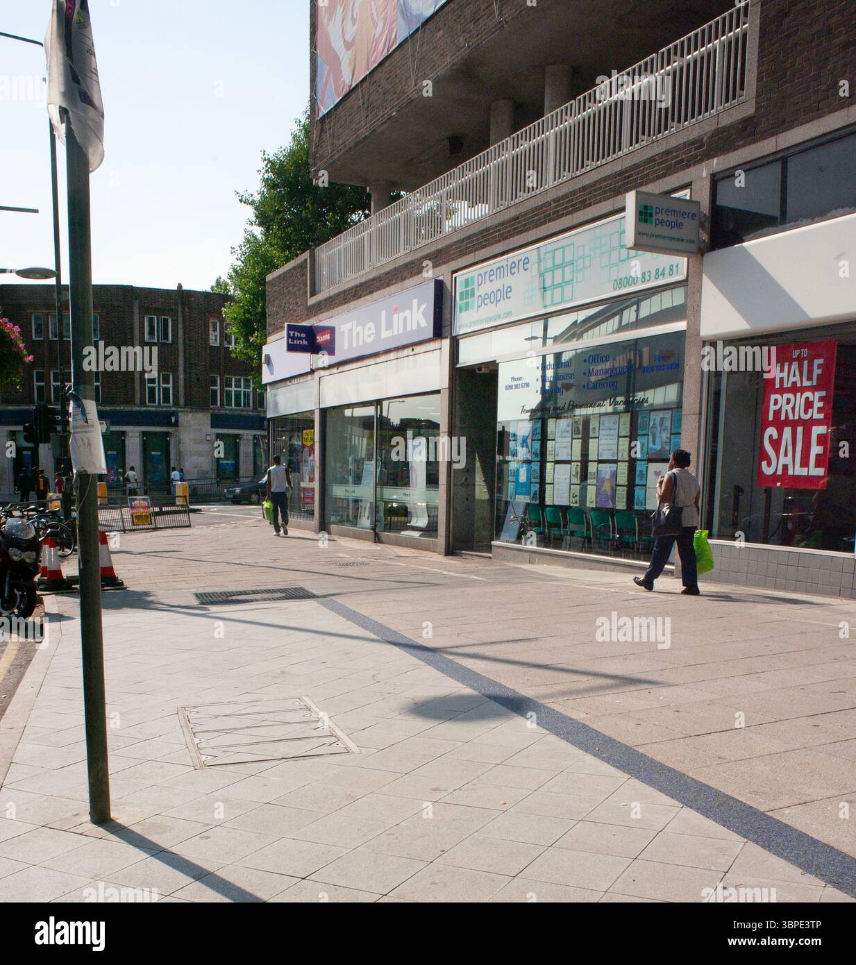 Street Scene, Wembley High Road, north London, south east England in ...