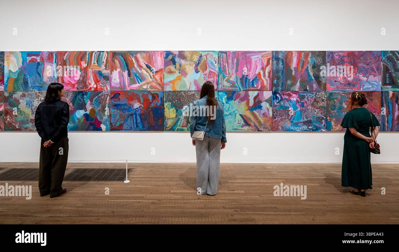 Anmatyerr hi-res stock photography and images - Alamy