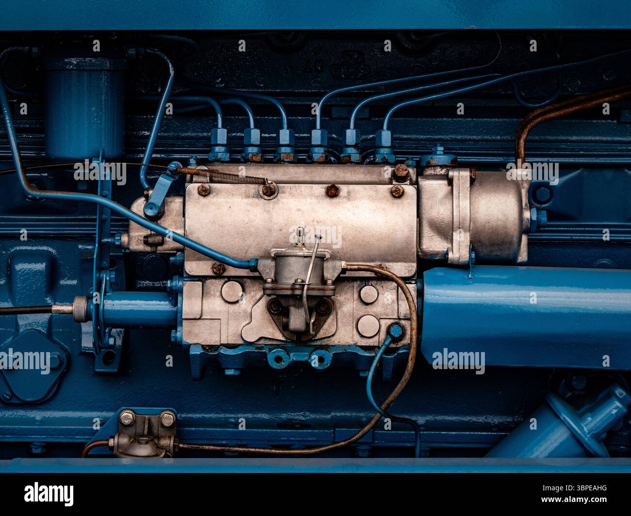 Part of a vintage tractor engine at Bloxham Steam Fair Stock Photo - Alamy