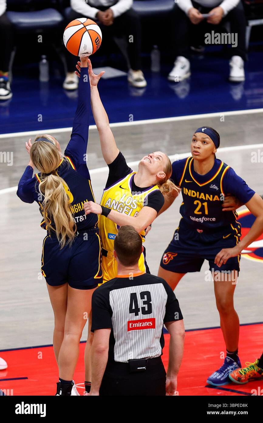 INDIANAPOLIS, IN - JULY 05: Indiana Fever guard Sophie Cunningham (8 ...