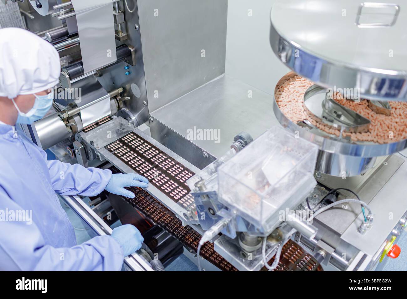 Tablet packaging on an automated production line in a modern ...