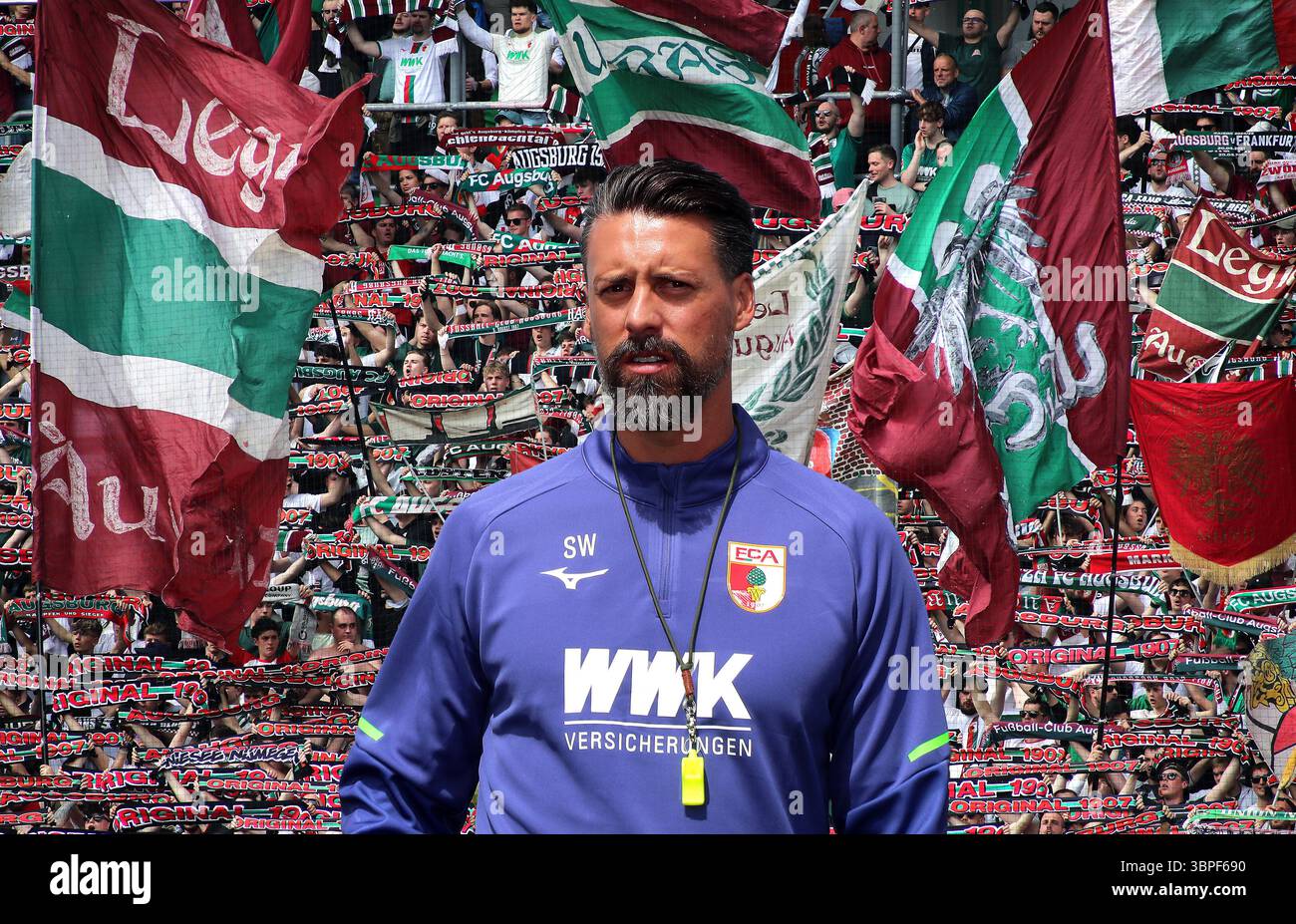 ! ACHTUNG FOTOMONTAGE ! Hier im Bild Sandro Wagner, Trainer (FC ...
