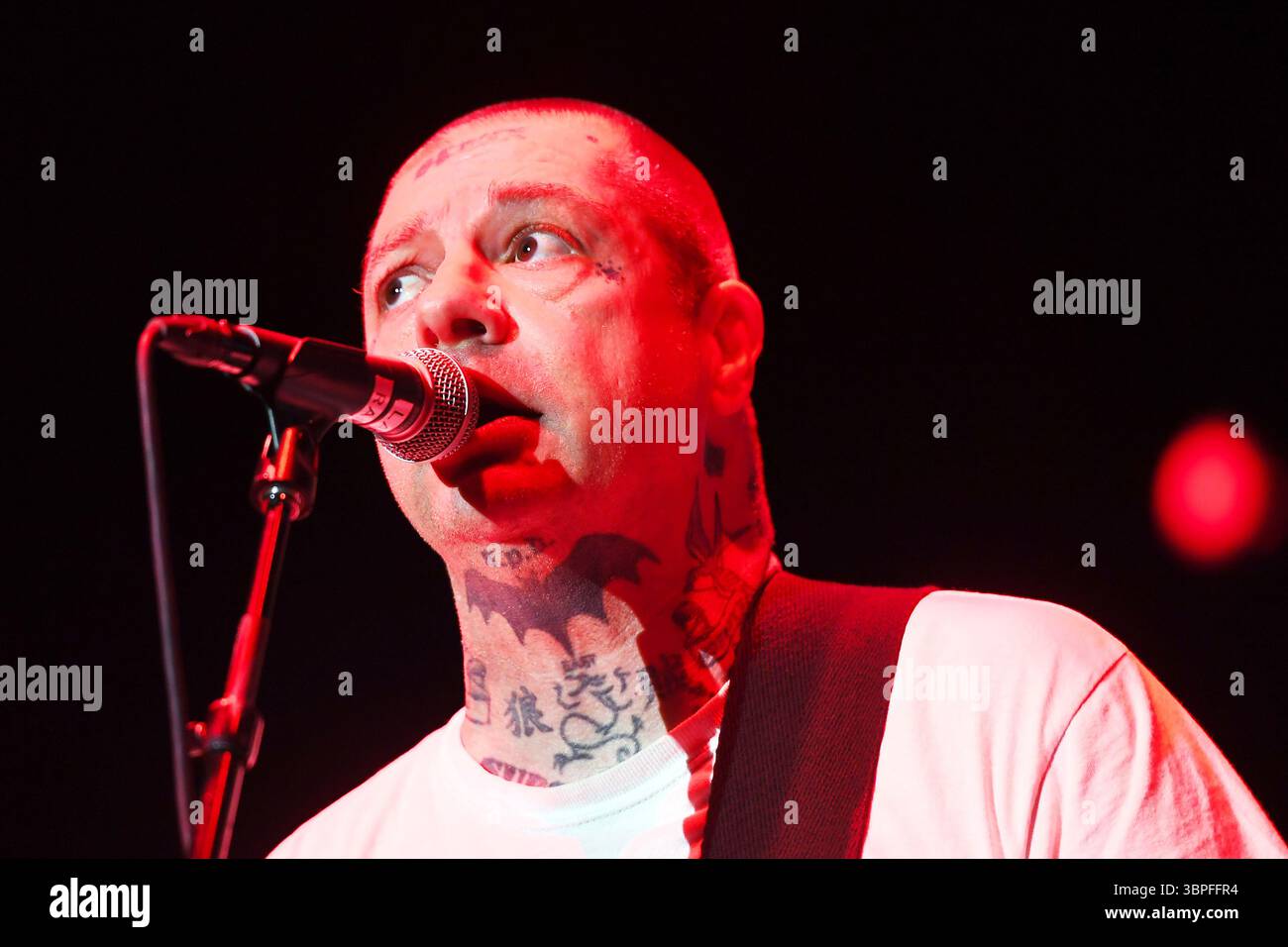 LONDON, ENGLAND - JUNE 20: Lars Frederiksen of ‘Rancid’ performing at ...