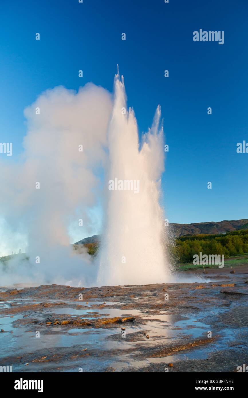 Iceland, landscape, geyser, Strokkur, eruption, blue sky, water ...