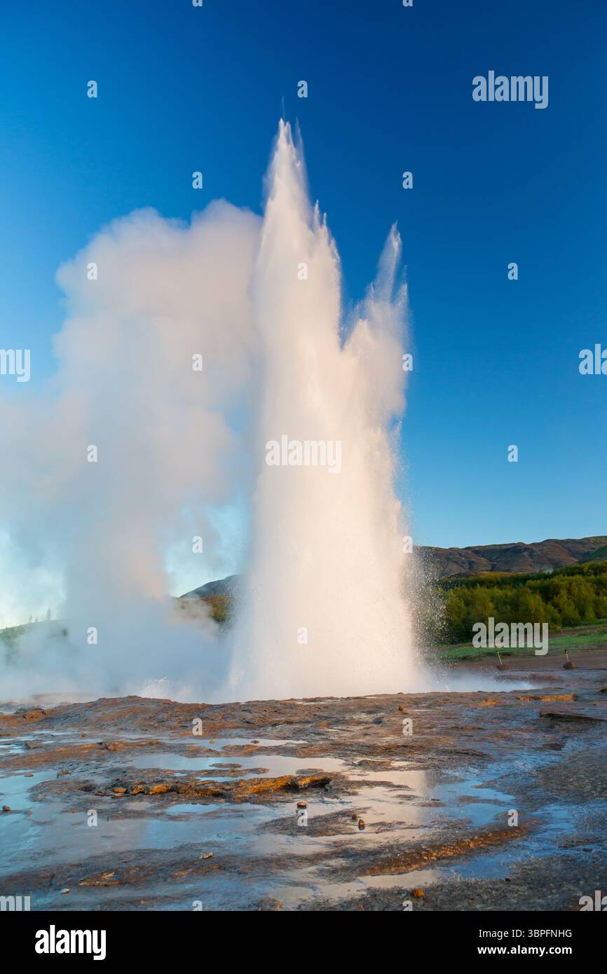 Iceland, landscape, geyser, Strokkur, eruption, blue sky, water ...