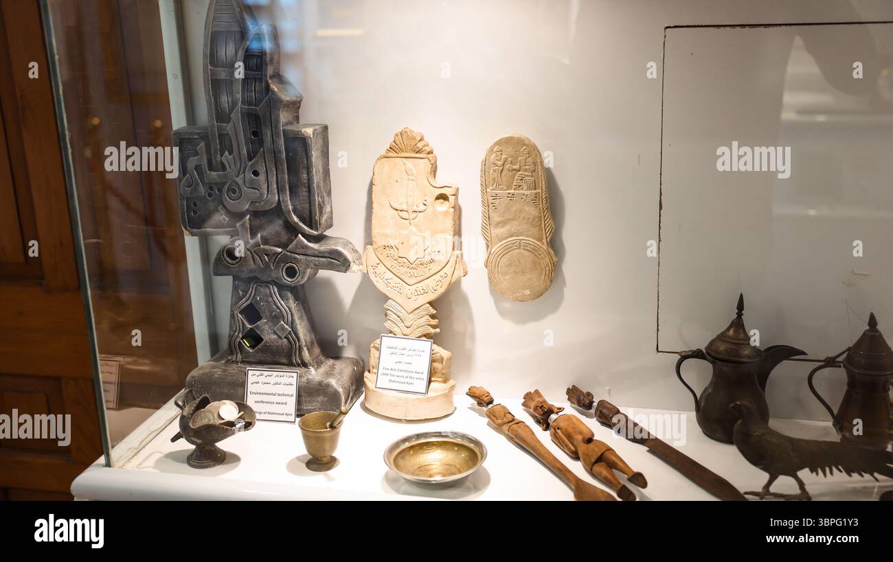 Artifacts from Hilla Museum showcase intricate designs and ...
